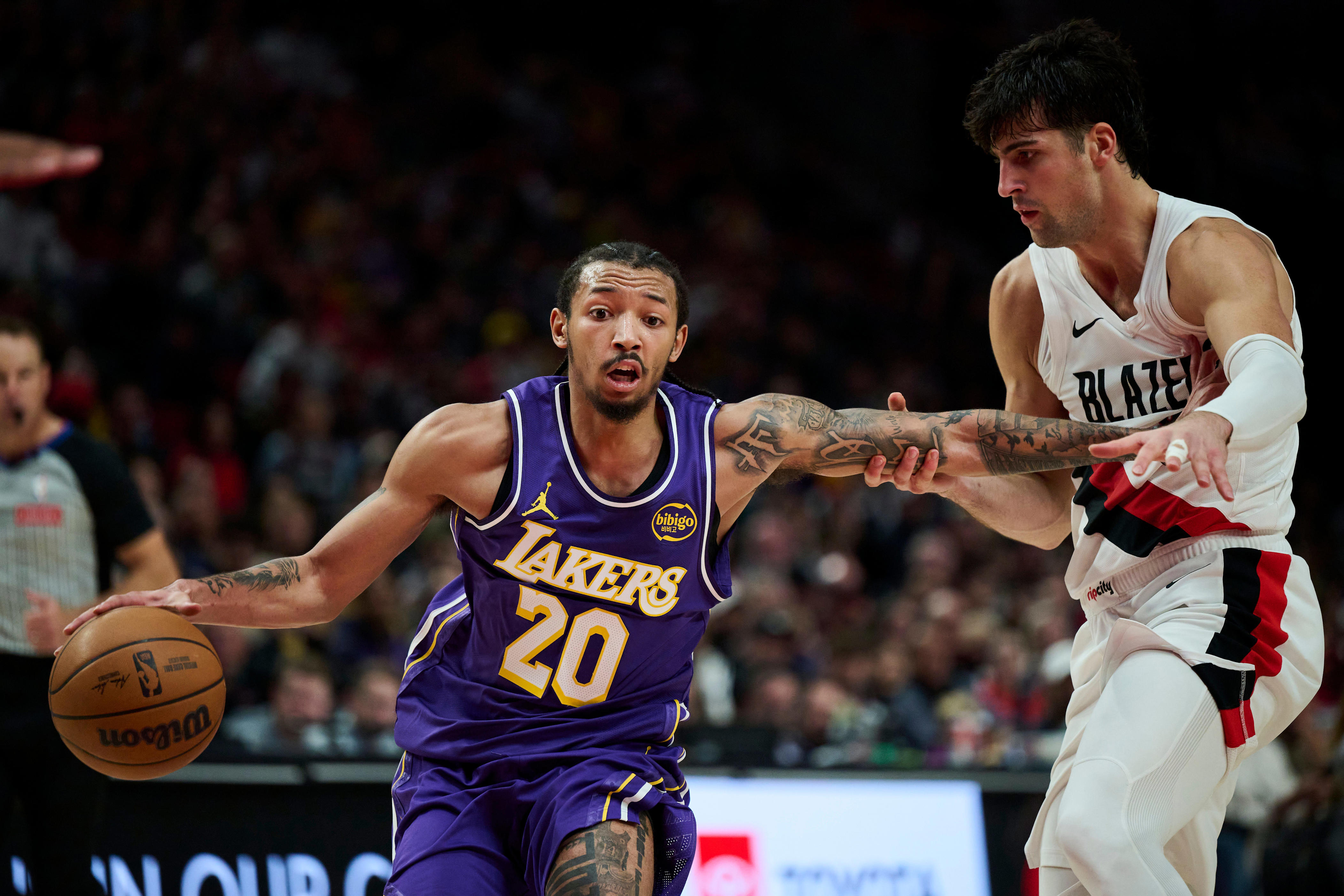 Nick Smith Jr. had his flu game for the Lakers after vomiting in win