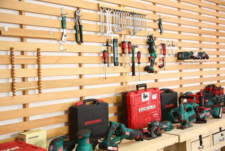 10 Items At Lowe's That Home Experts Warn Against Buying