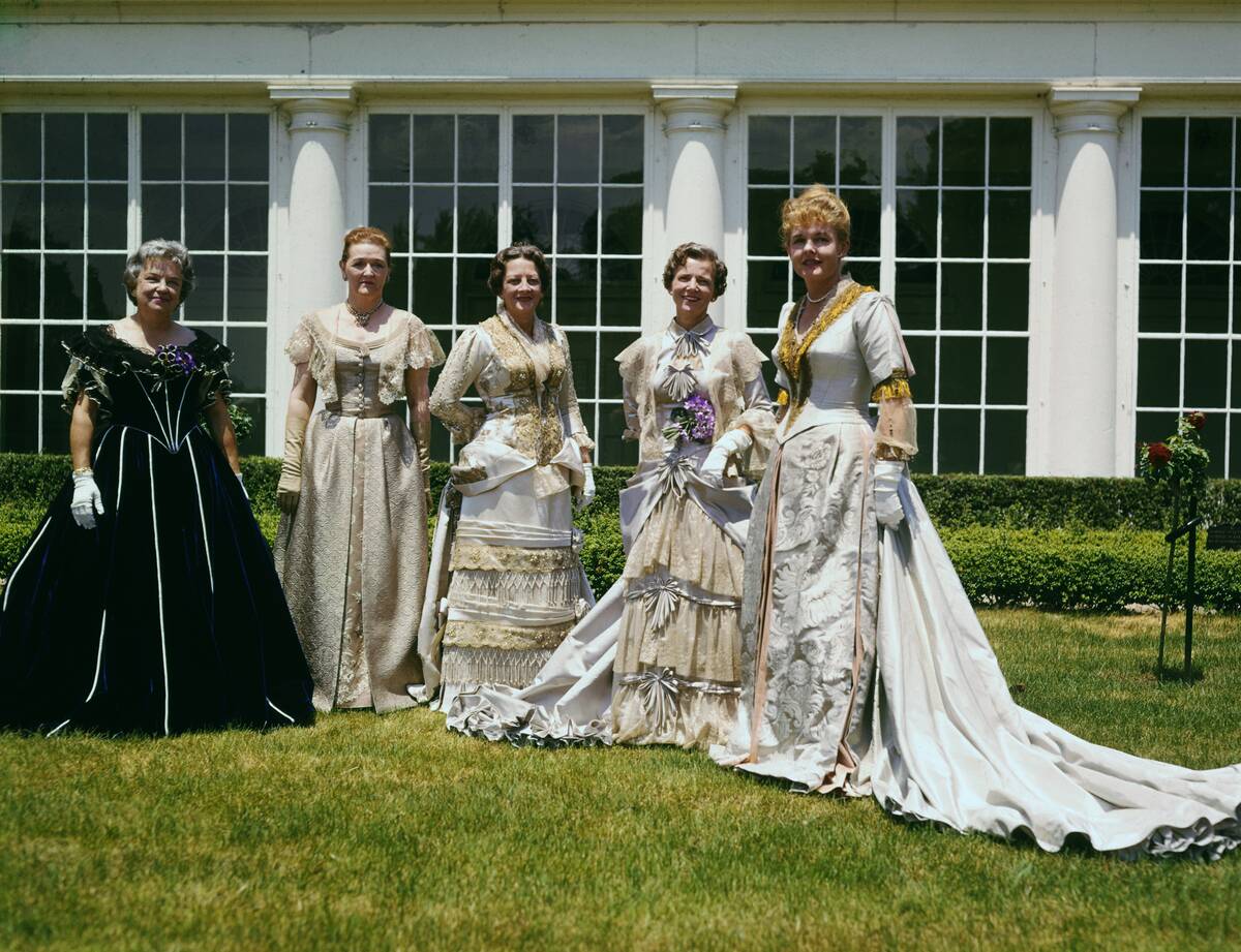 Vintage 1960s photos that remind us of simpler times
