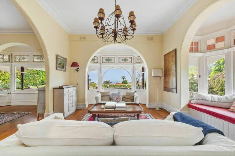Lisa Wilkinson and Peter FitzSimons sell $23 million estate in Sydney