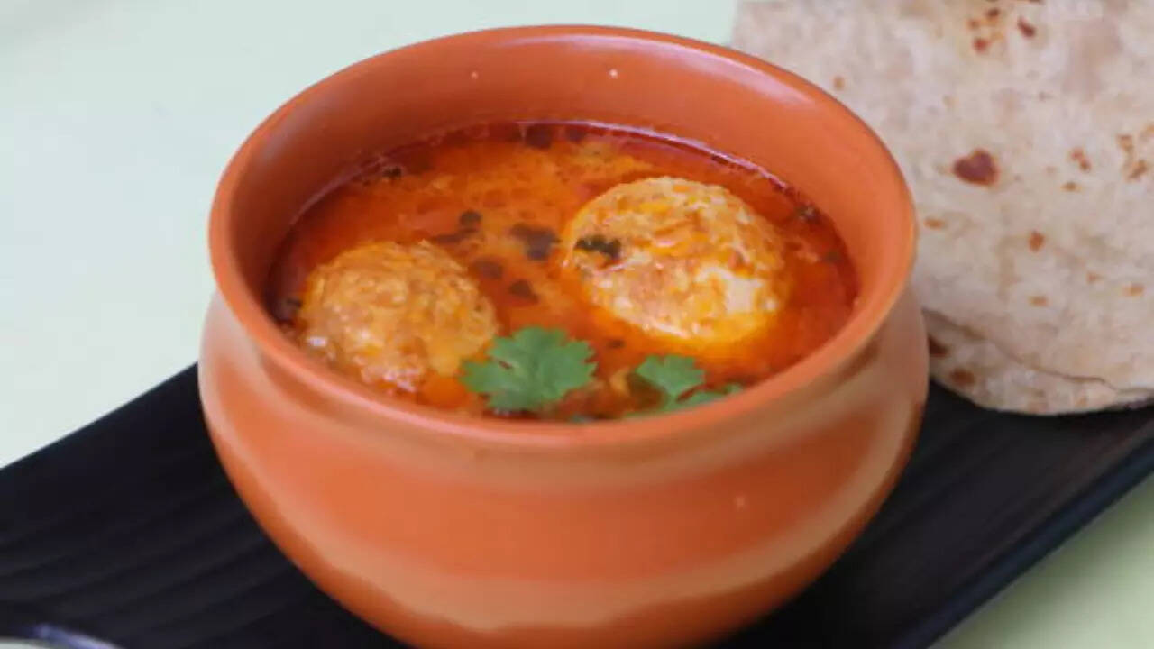 5 types of protein-rich egg curries perfect for lunch