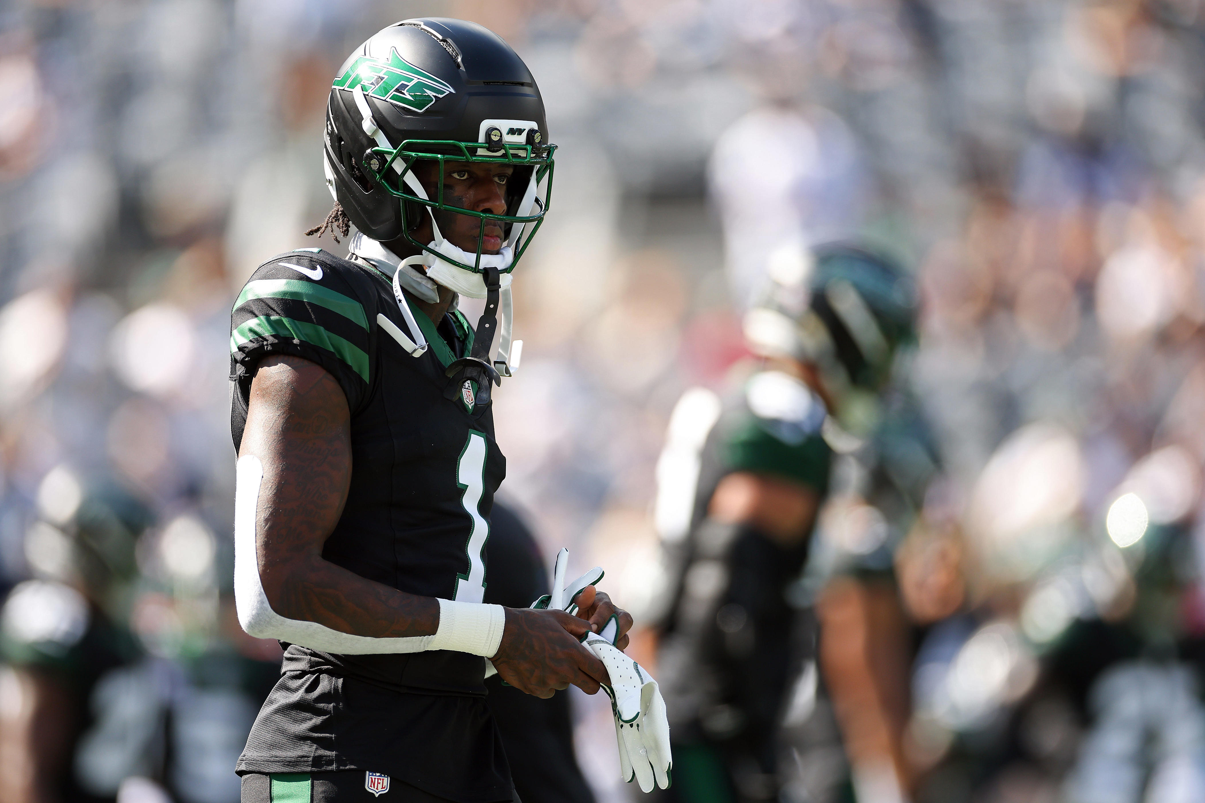 What does the Colts depth chart at cornerback look like with Sauce Gardner