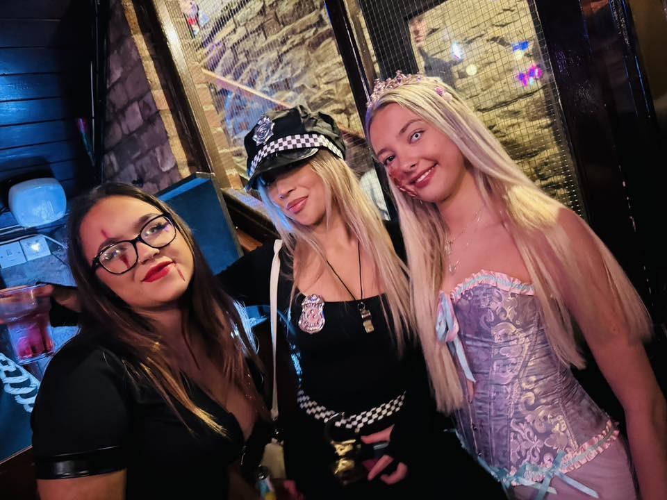 Burnley Nightlife: 23 fabulous pics from the weekend including The ...