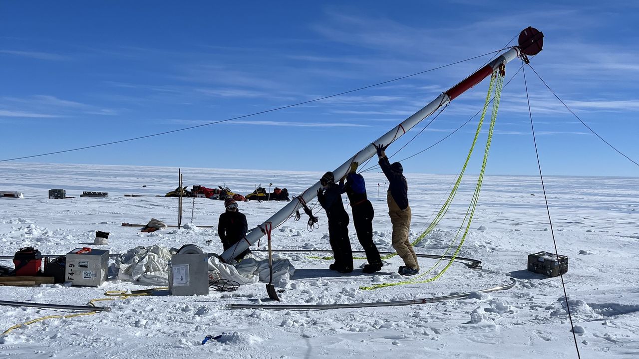 6 million-year-old ice discovered in Antarctica shatters records — and ...