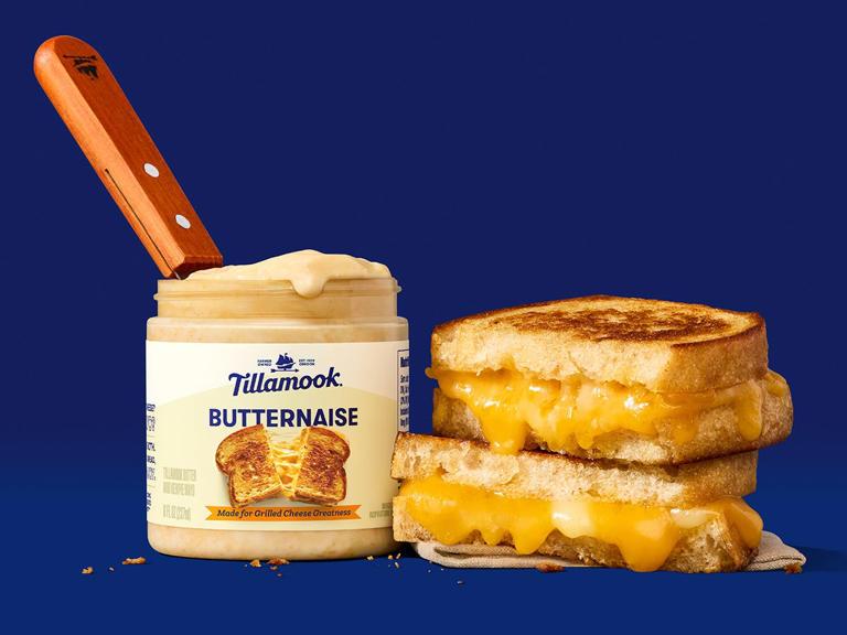 Butter or mayonnaise? Tillamook releasing new 'Butternaise' spread for ...