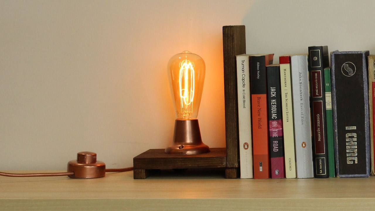 Edison bulb bookends lamp