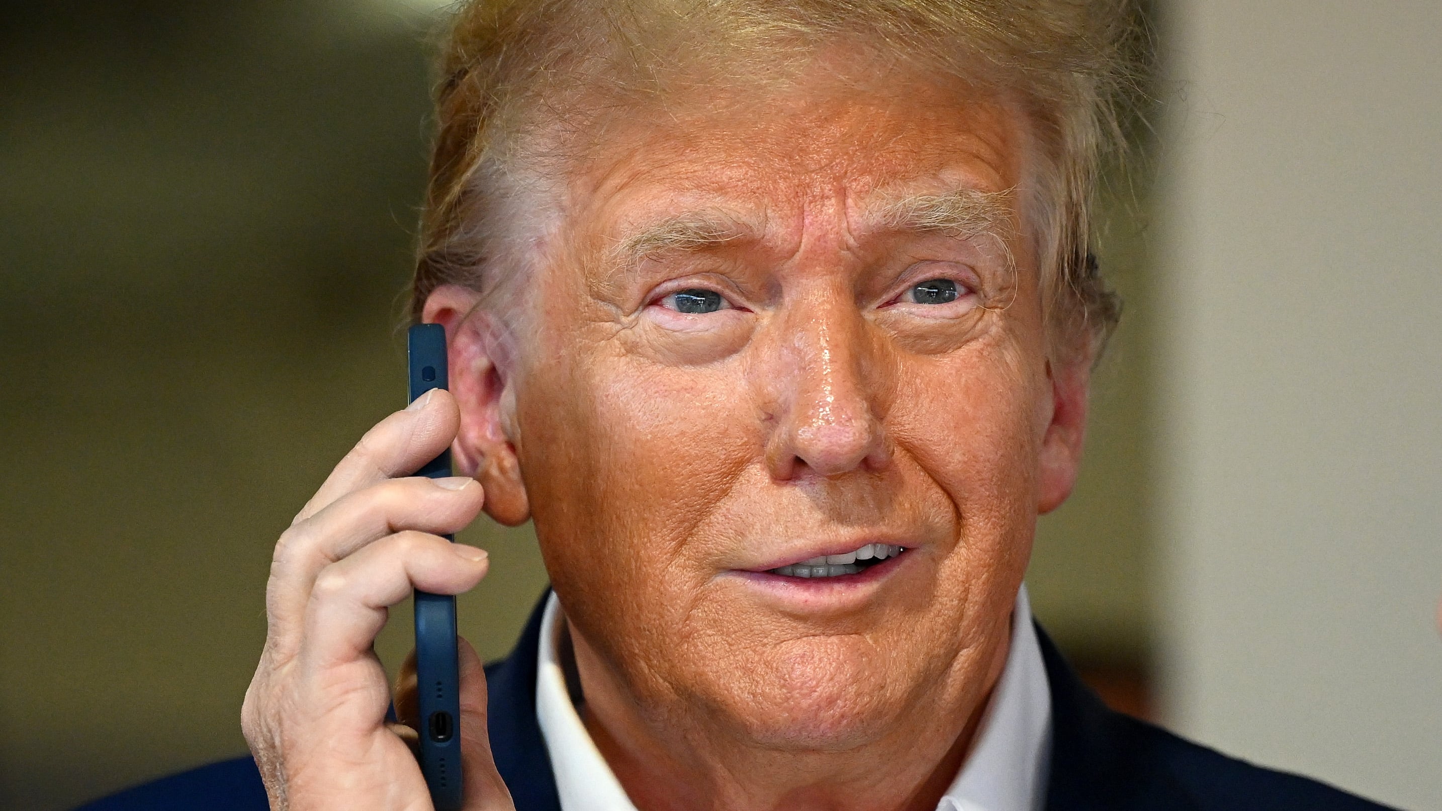 Trump Promises to Torture Disobedient GOP Senators With 3 A.M. Phone Calls