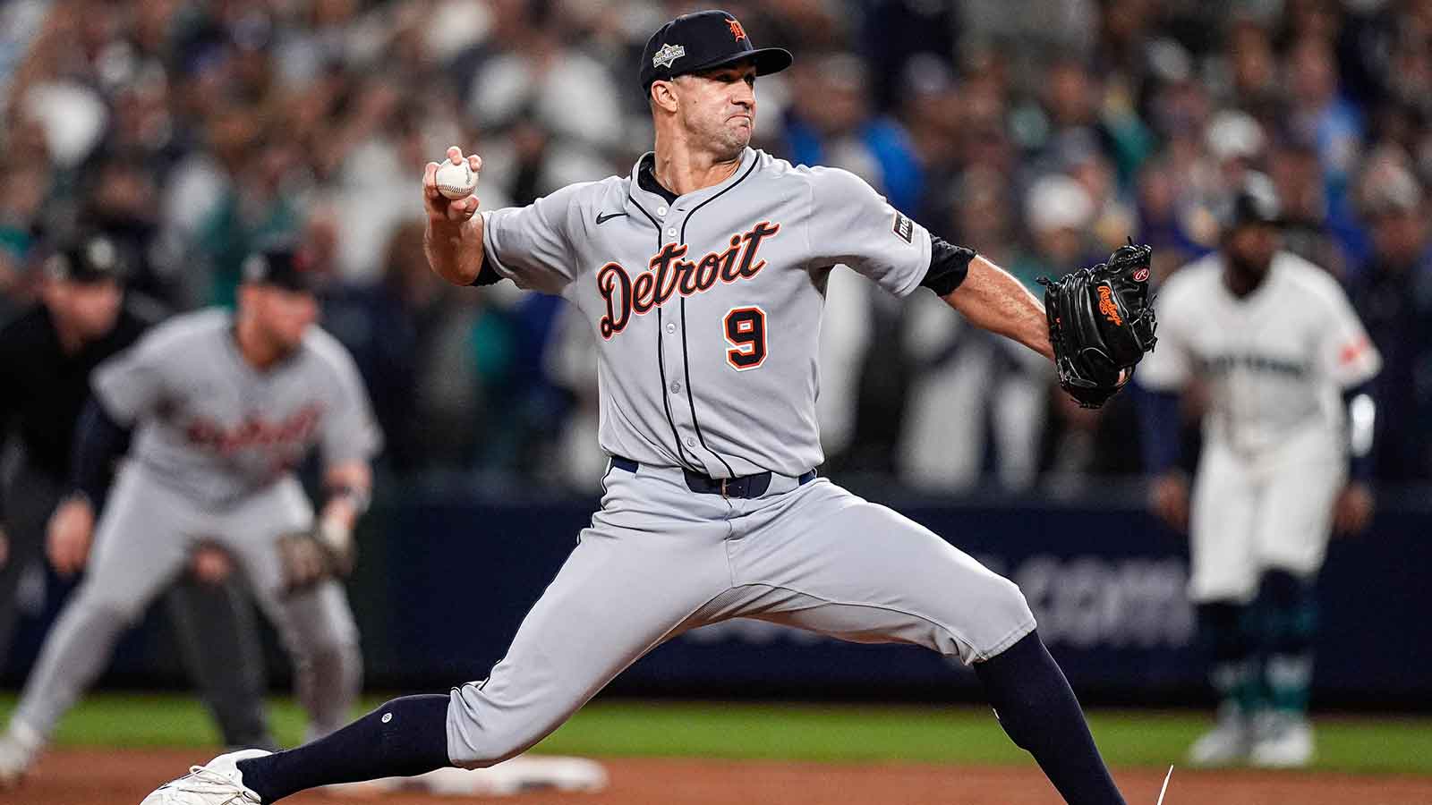 Tigers’ Jack Flaherty exits Guardians game with leg injury
