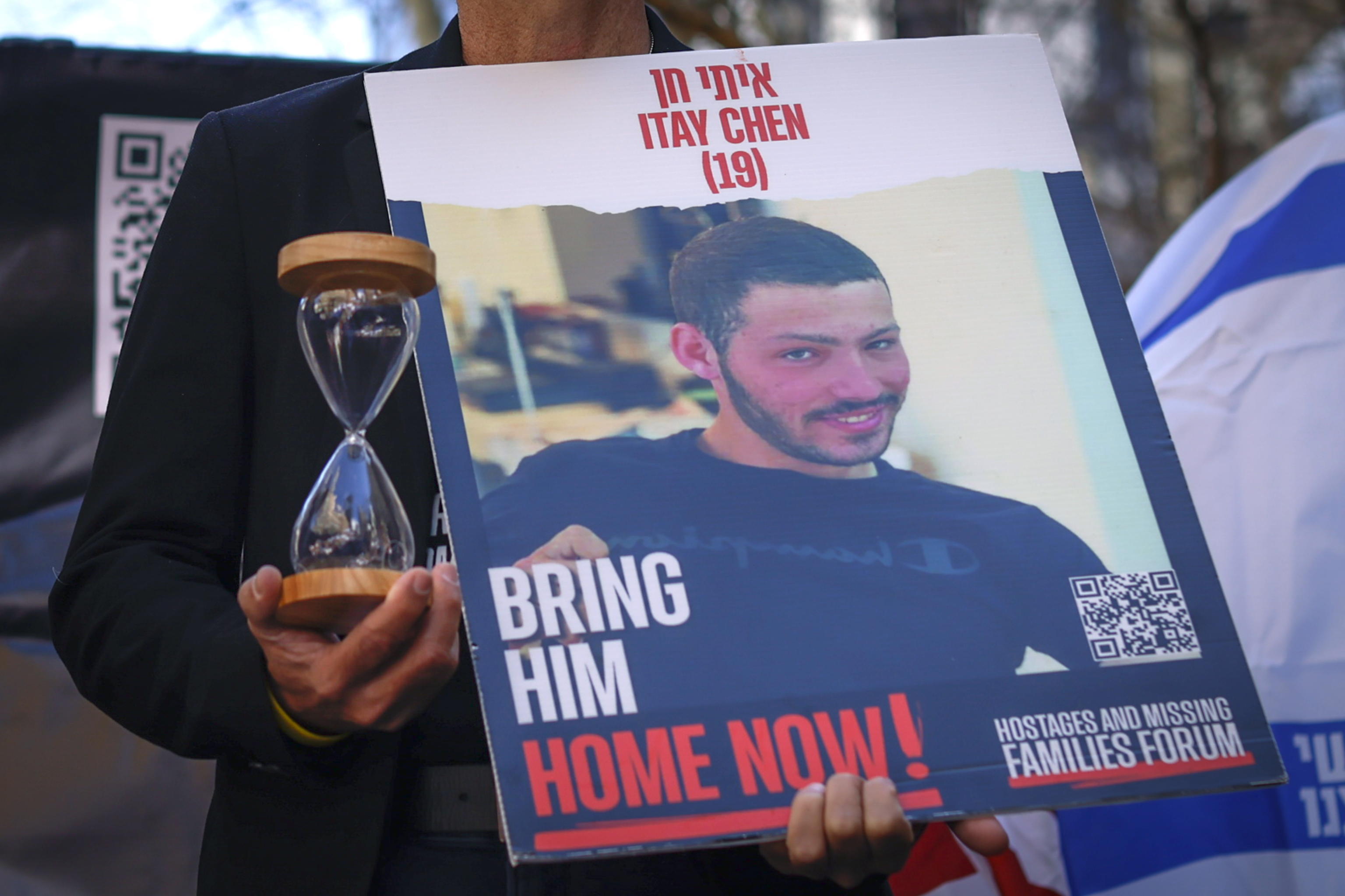 Israele, 'corpo restituito è ostaggio americano Itay Chen'