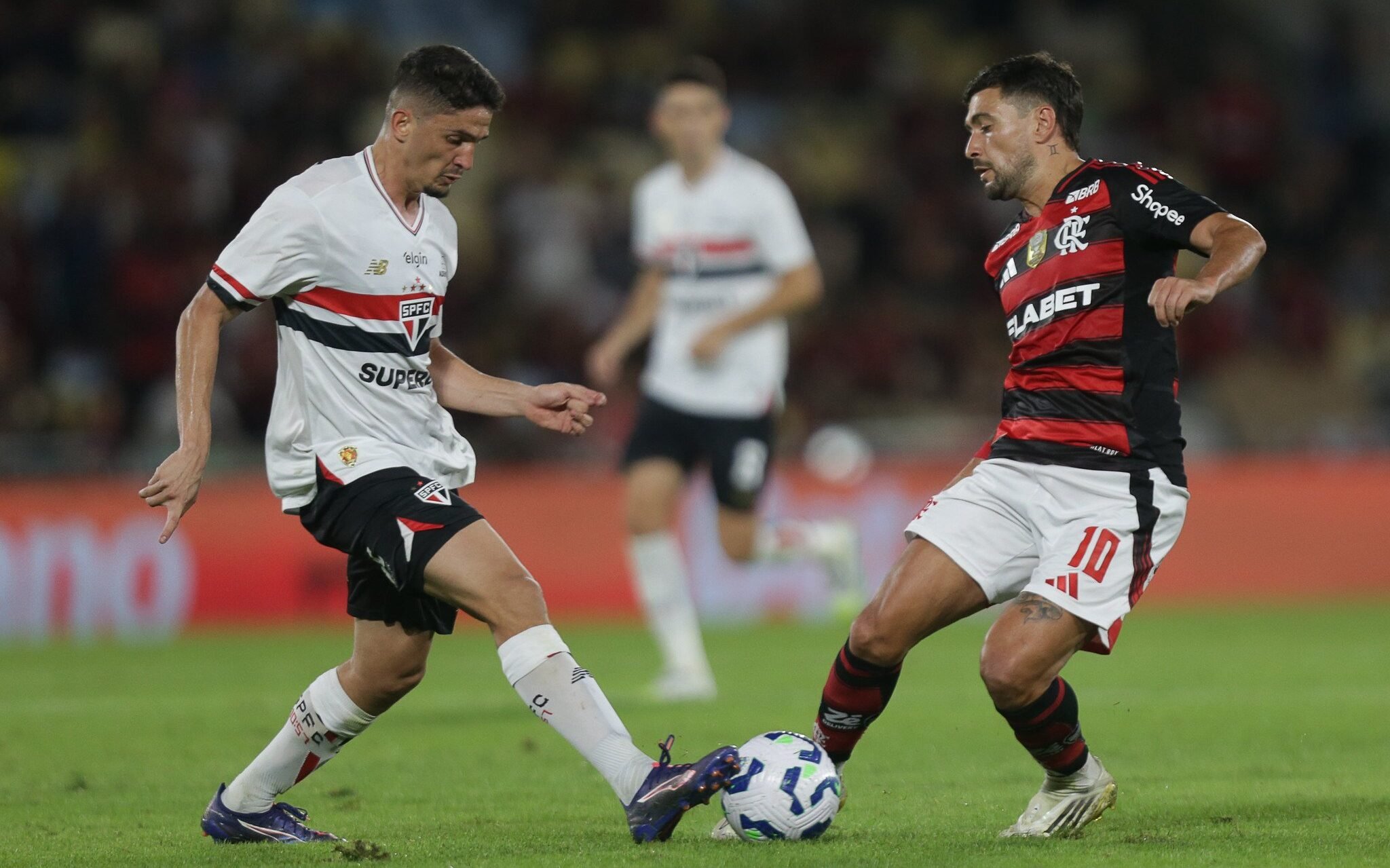 Vidente aponta o vencedor de São Paulo x Flamengo