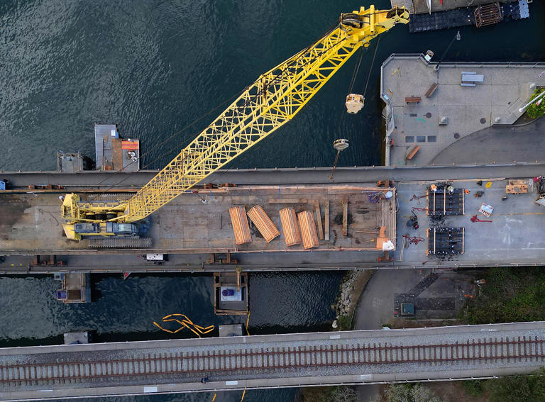 Santa Cruz | Murray Street Bridge to partially reopen Wednesday