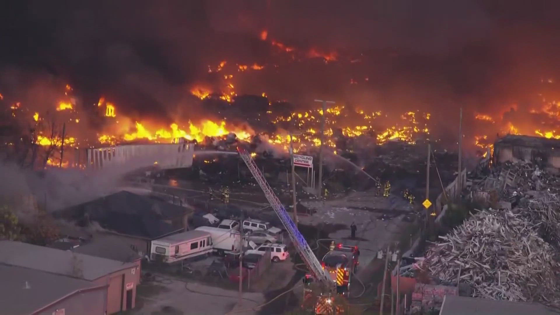 Ups Plane Crashes Shortly After Taking Off From Louisville Airport