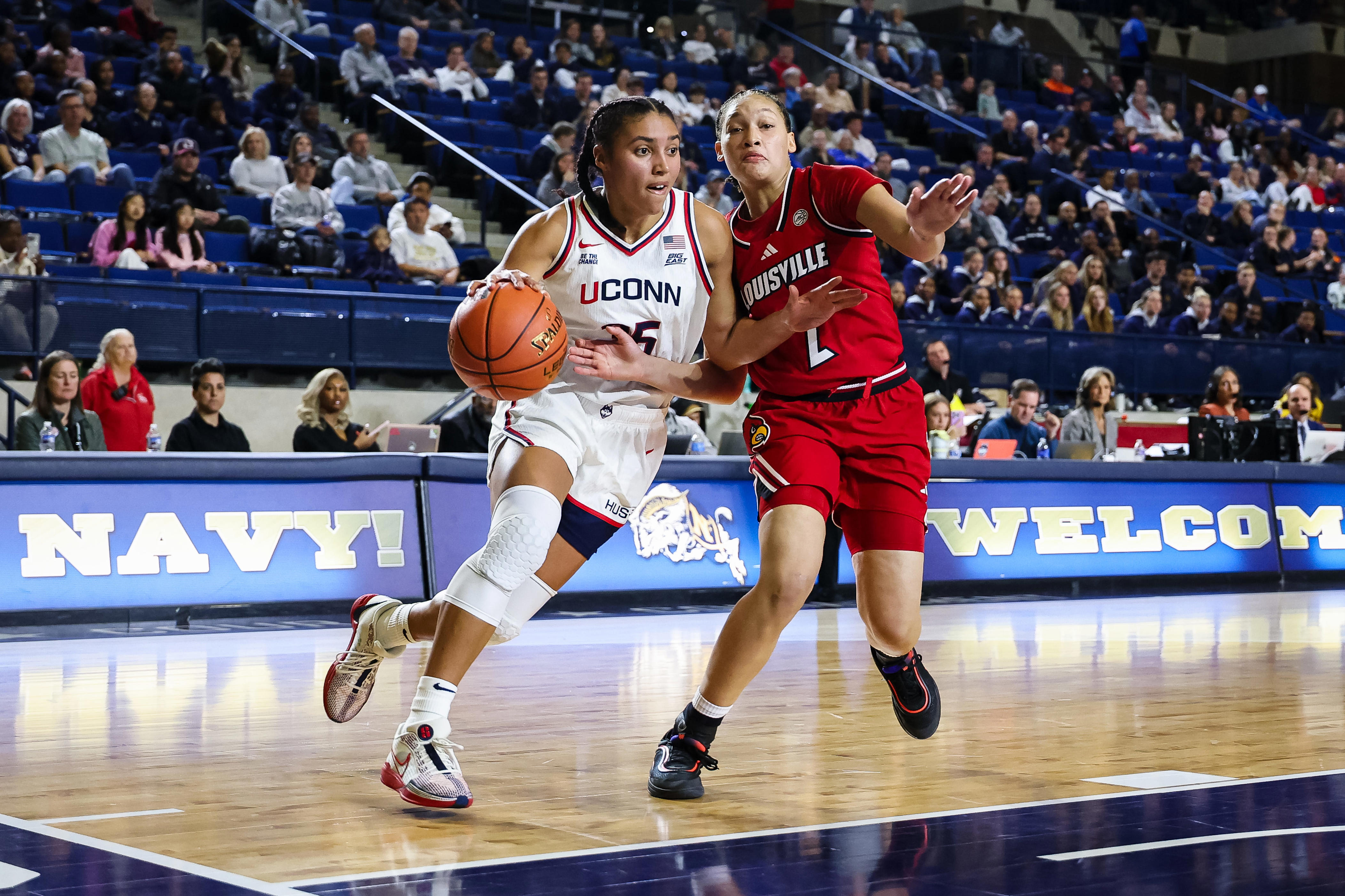 UConn women's basketball opens title defense with rout of Louisville ...