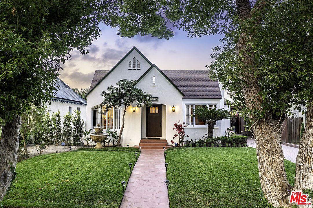 Storybook 1926 Cottage in North Hollywood, Arizona, Featuring Graceful ...