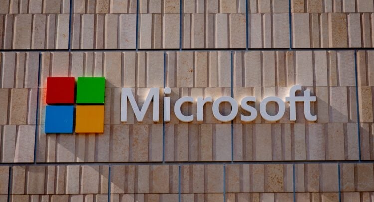 Microsoft Stock (NASDAQ:MSFT) Slips as it Discovers it Has More Chips ...