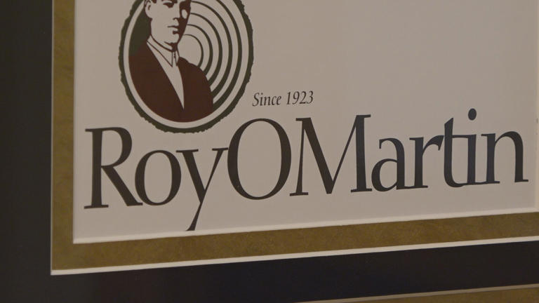 Salvation Army kicks off Red Kettle campaign