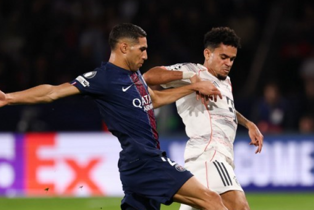 Árbitro que expulsó a Luis Díaz reveló verdad y razones de la polémica