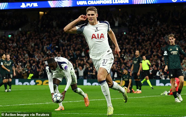 Micky van de Ven runs length of the pitch to score INCREDIBLE solo goal for Tottenham
