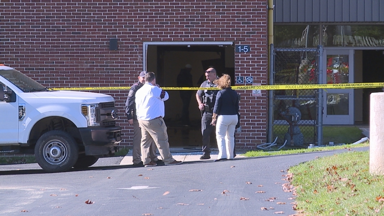Vehicle crashes into Cumberland County elementary school
