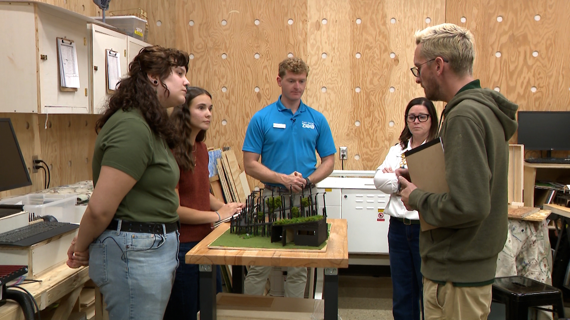 Amp Lab students partner with Fort Wayne Zoo