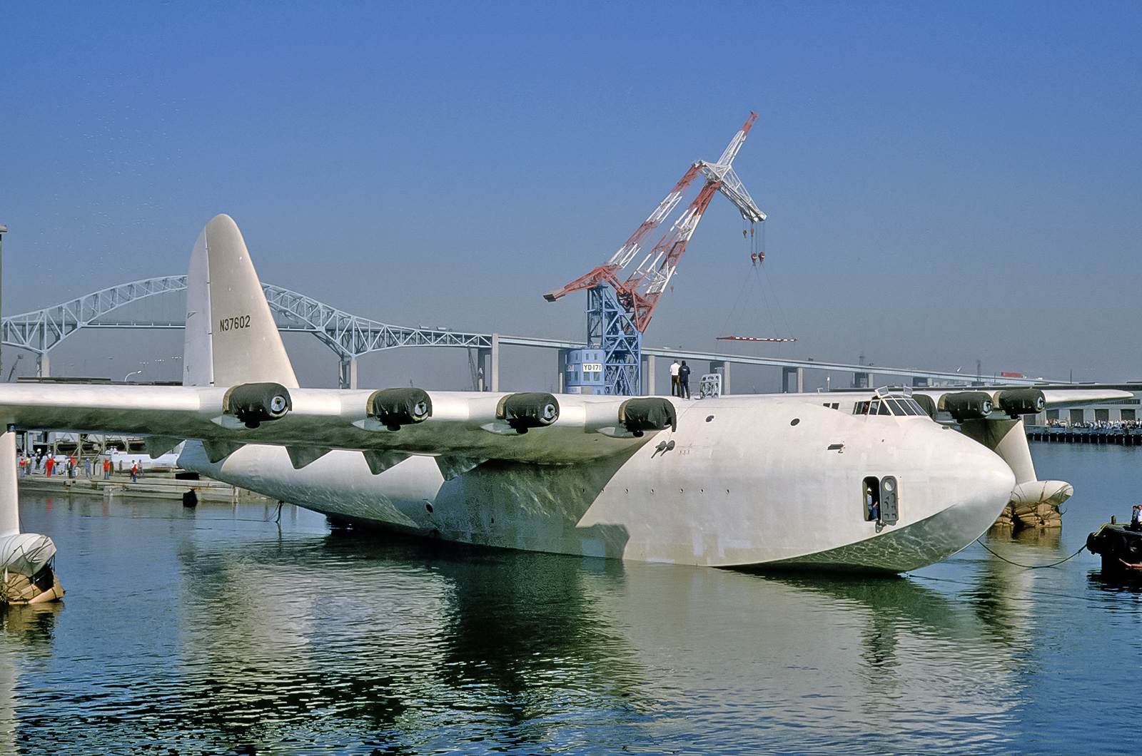 10 amazing aircraft they only built once