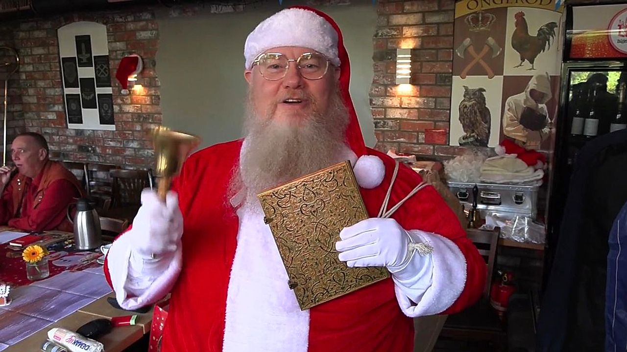 Santa training begins in Düsseldorf ahead of the holiday season