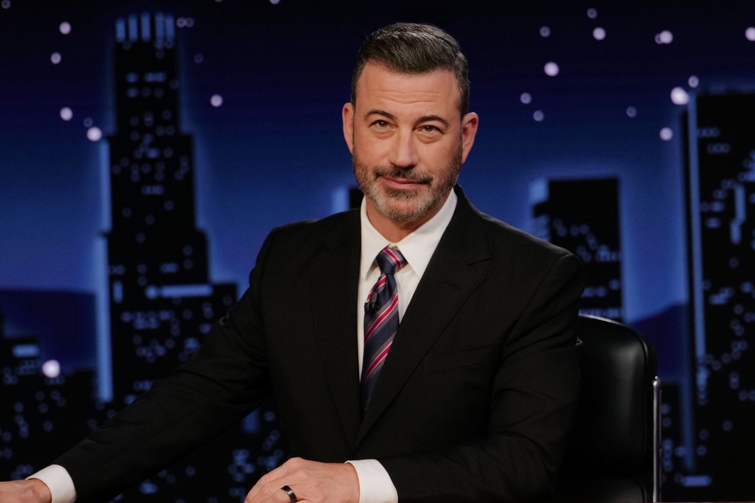 “Jimmy Kimmel’s Big, Beautiful Food Bank: A Stand Against Injustice and ...