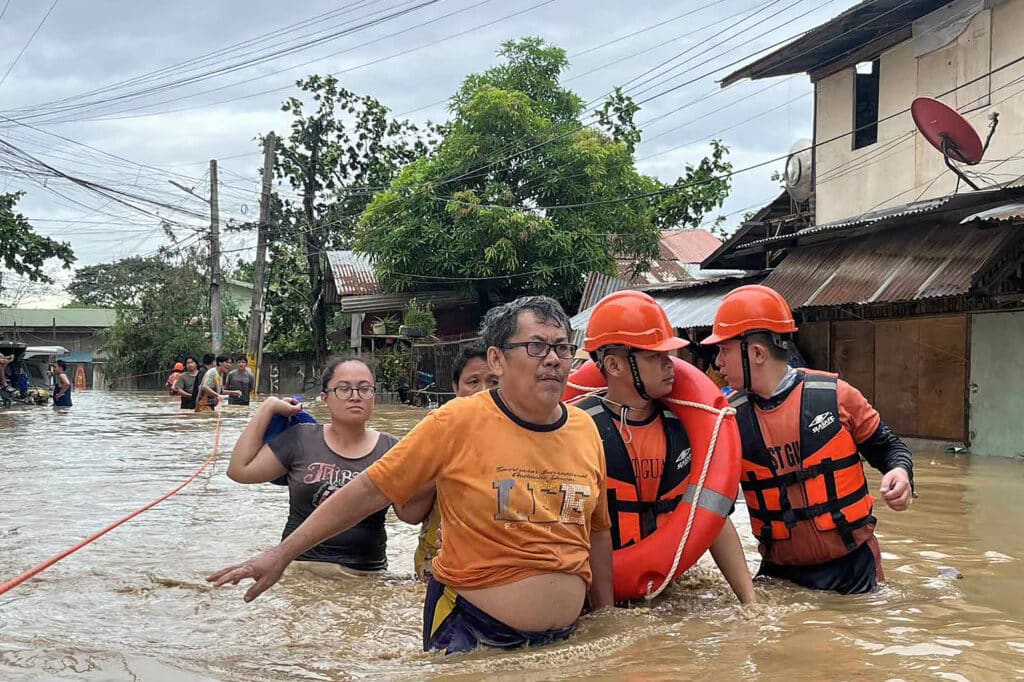 Tino: Coast Guard deploys 6 rescue teams across Cebu amid flooding