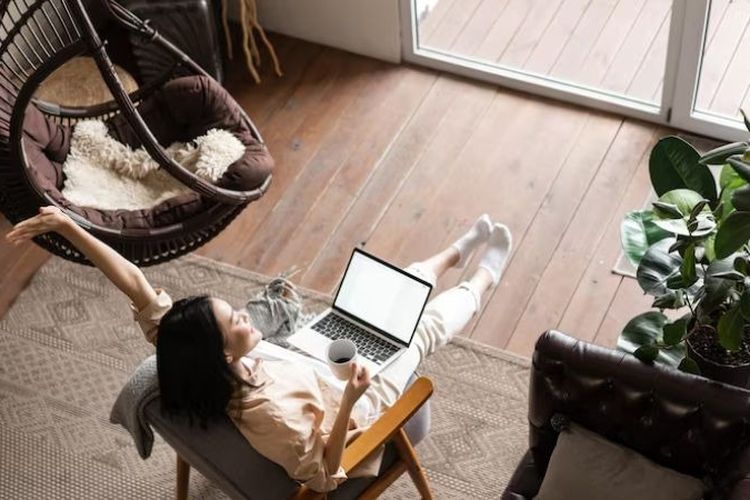 8 Cara Self Care untuk Pekerja Remote, Tidak Perlu Biaya Perawatan ...