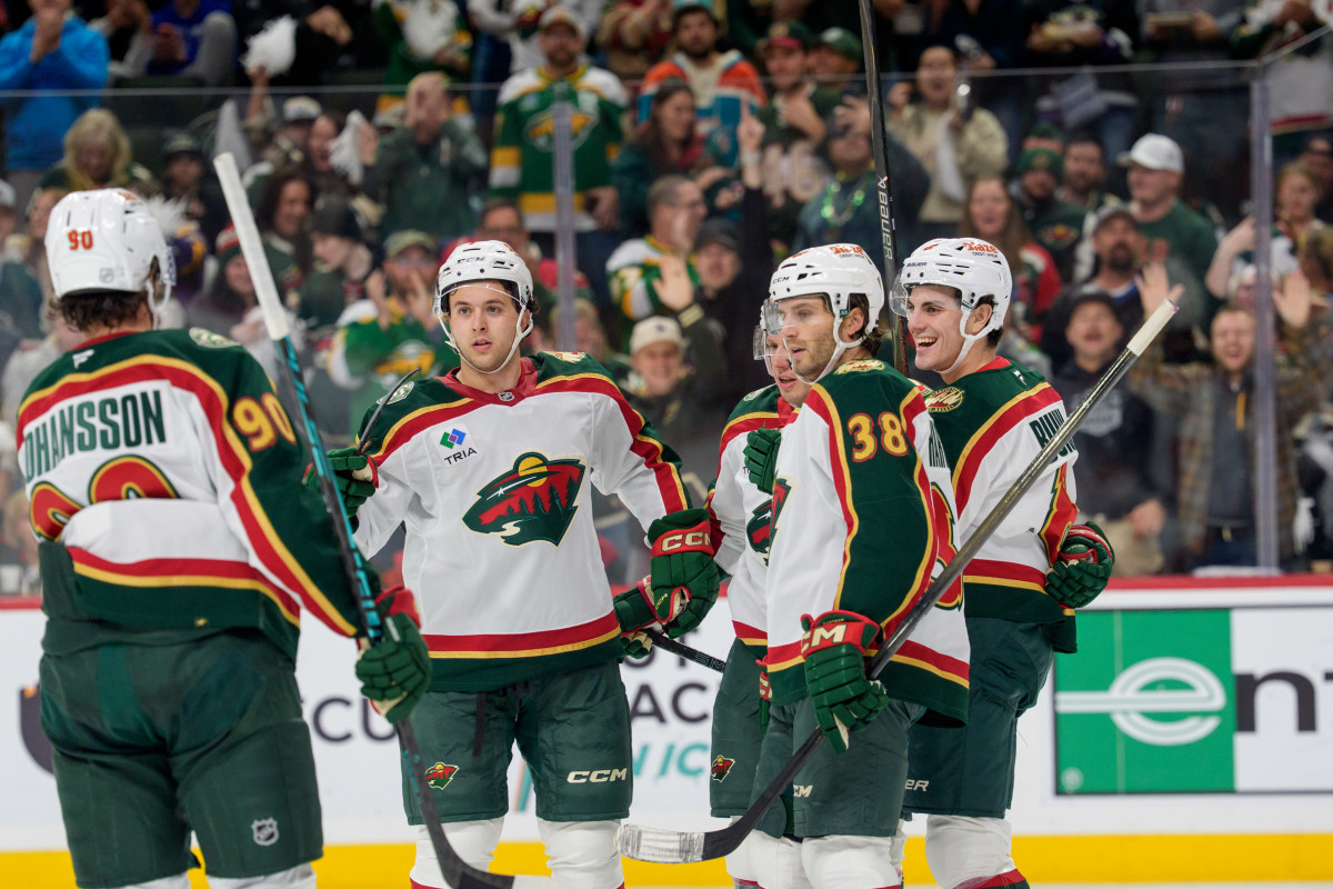 Wild beat Predators in bizarre overtime finish