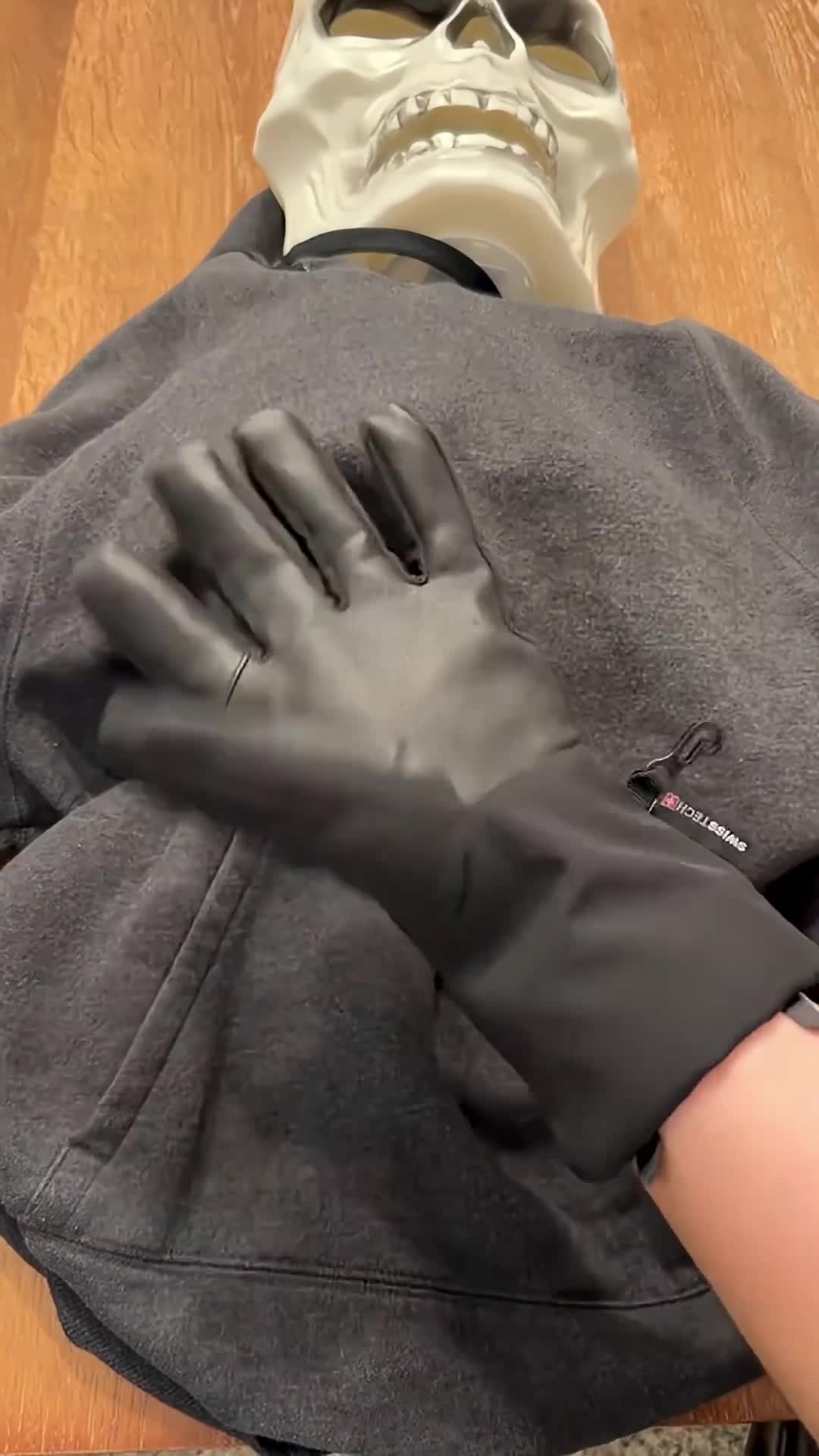 Grab a Halloween skull from Dollar Tree... 💀😂