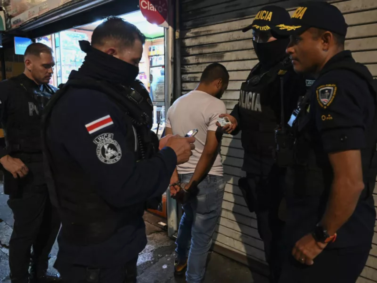 Κόστα Ρίκα: Επιχείρηση μαμούθ κατά καρτέλ ναρκωτικών, 28 συλλήψεις σε ...