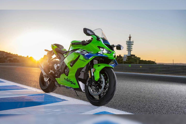 2026 Kawasaki Ninja ZX-10R Unveiled At EICMA 2025