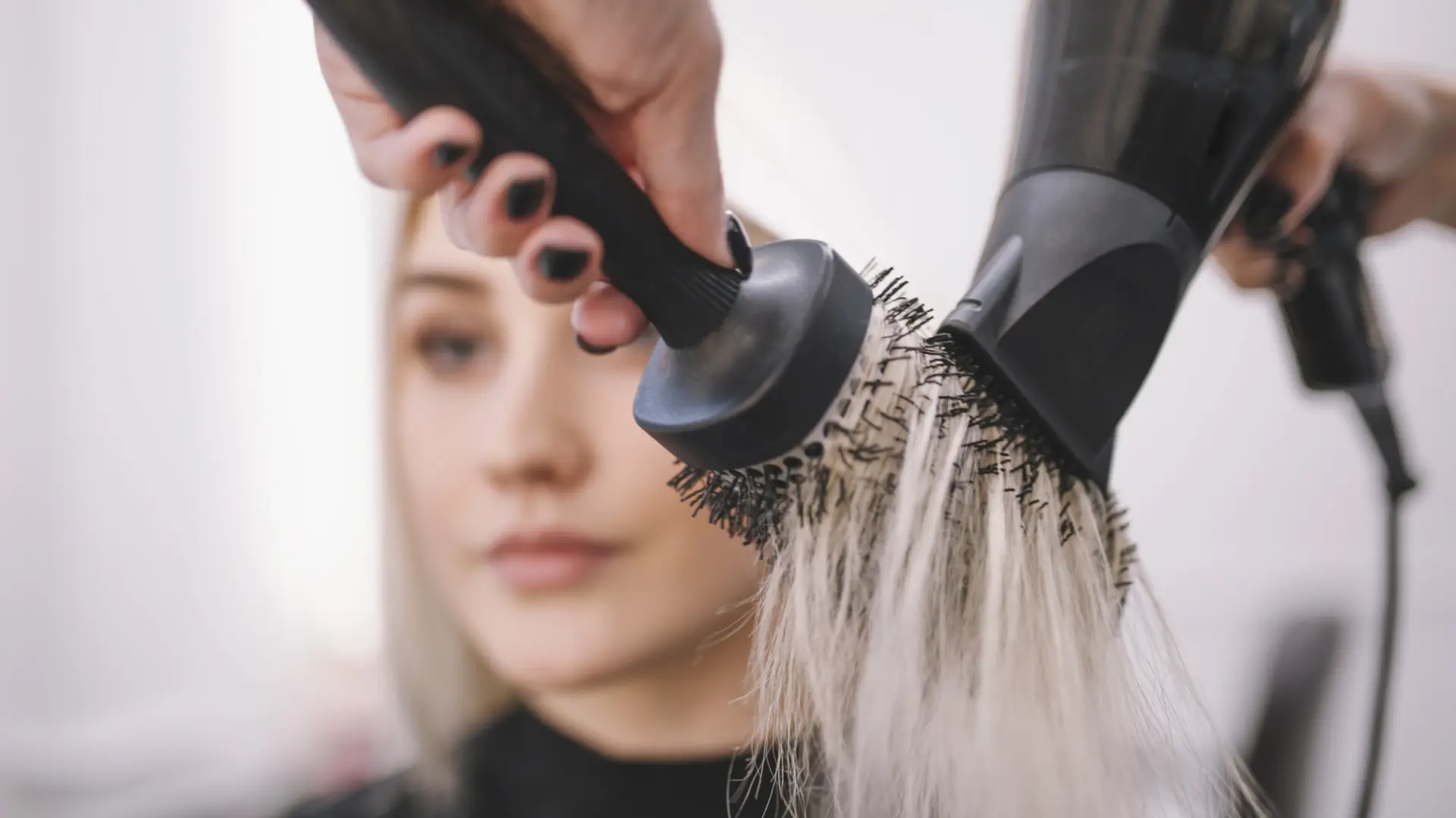 Qué es el 'brushing', la técnica con la que conseguirás por fin dar ...