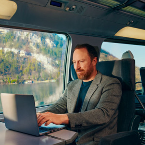 TGV Lyria redéfinit l’expérience de voyage pour sa clientèle d’affaires.
