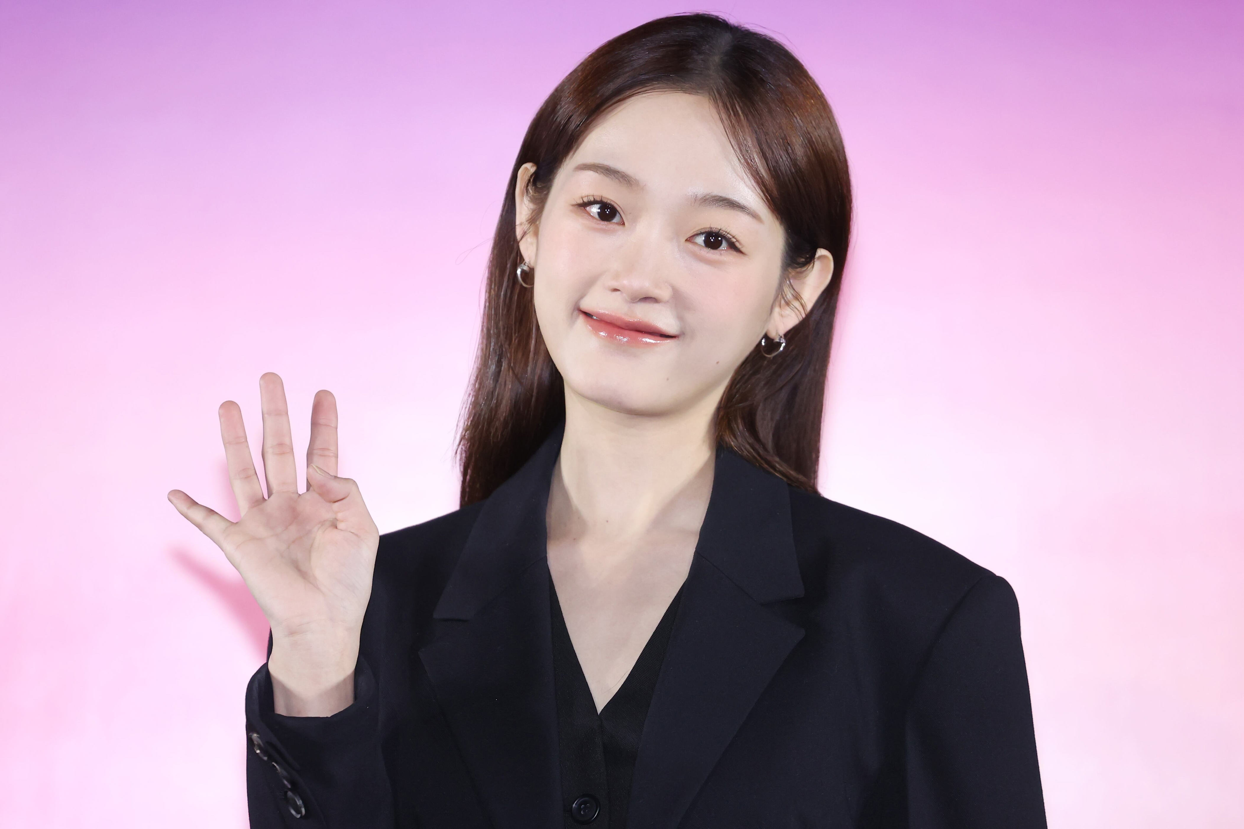 Lee You-mi Stars in Netflix’s ‘As You Stood By’