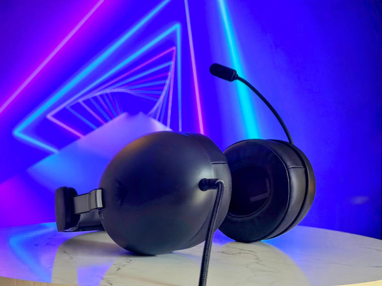 Gadgets Review | Amkette EvoFox Hyperion 7.1: The Budget Headset That ...