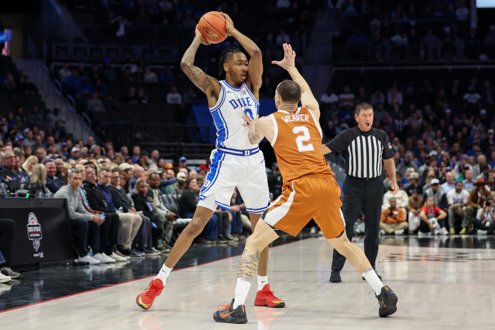 Duke grinds down Texas to win opener