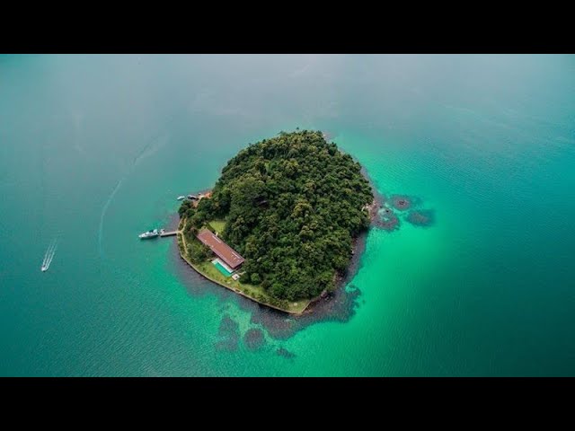 Harmonious retreat on a tiny island in Brazil