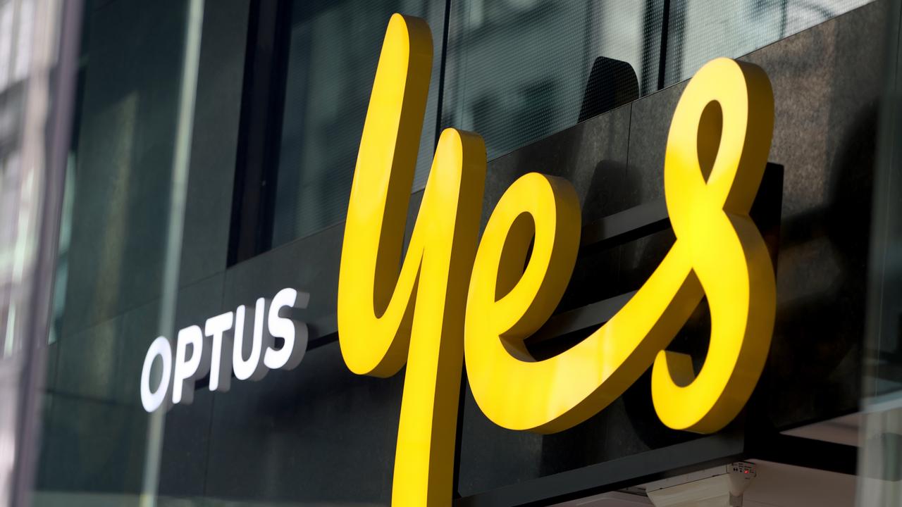 New Optus outage may impact triple-0 calls