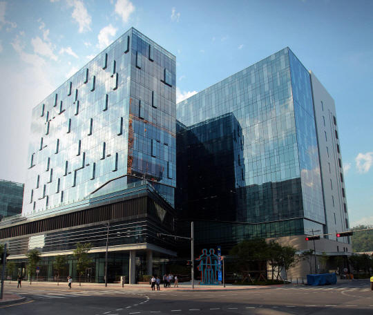 삼성SDS·LG CNS, IT 투자 위축 속 AI·클라우드 '나홀로 성장'