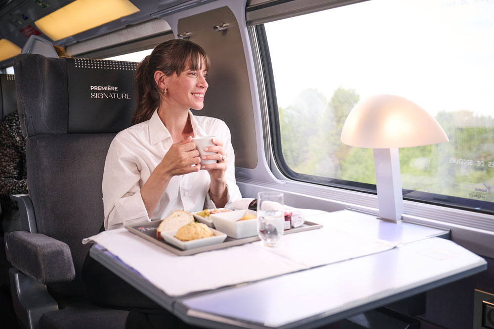 TGV Lyria redéfinit l’expérience de voyage pour sa clientèle d’affaires.