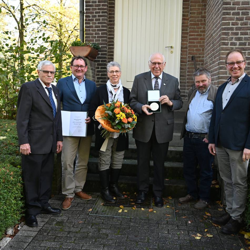 Silberne Kammerplakette für Josef van de Sand