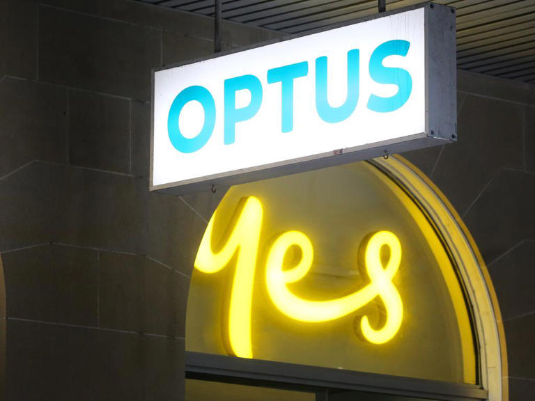 New Optus outage may impact triple-0 calls