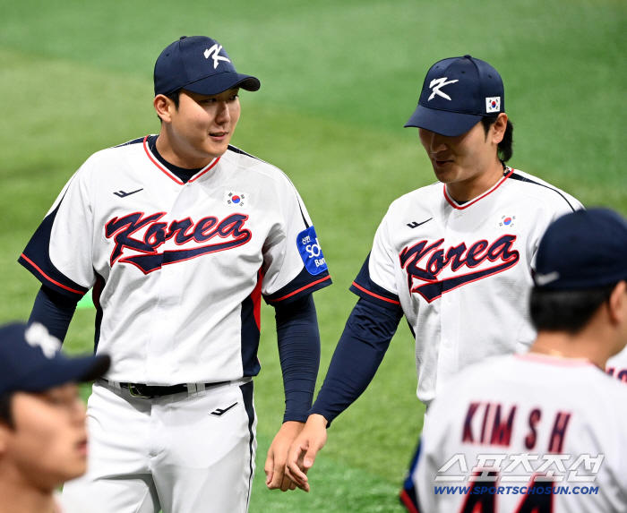 I prepared well A cool presentation by director Ryu Ji-hyun. The starting pitcher for the match ...