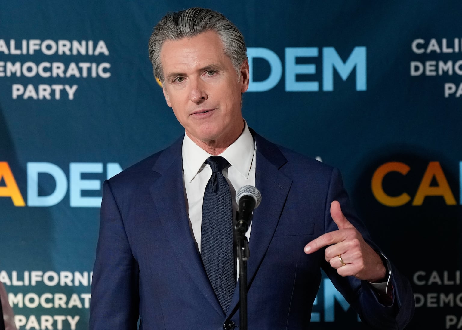 California voters approve new US House map to boost Democrats in 2026