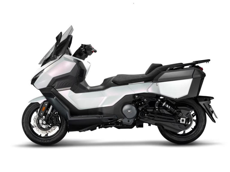 SYM celebra ad Eicma i 20 anni della filiale italiana e presenta una ...