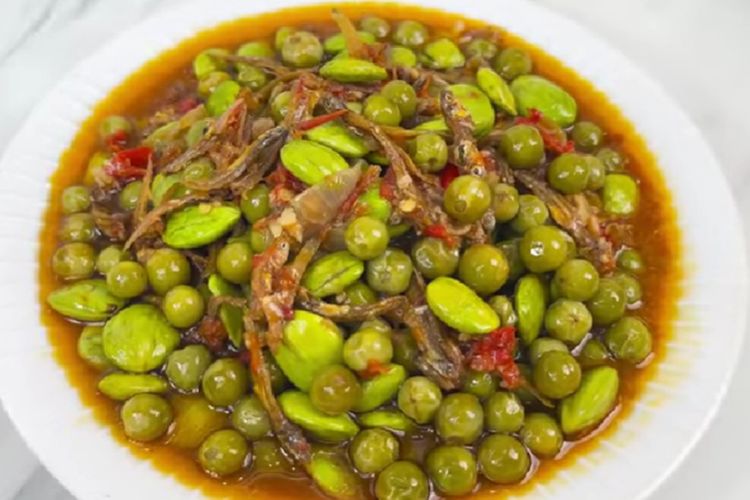 Bikin Nagih! Resep Sambal Teri Pokak Pete yang Selalu Bikin Nasi Ludes