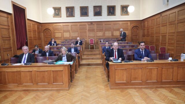 Πηγές ΠΑΣΟΚ για ΟΠΕΚΕΠΕ: "Από 18/9/25 είχαμε συμπεριλάβει ως μάρτυρα ...