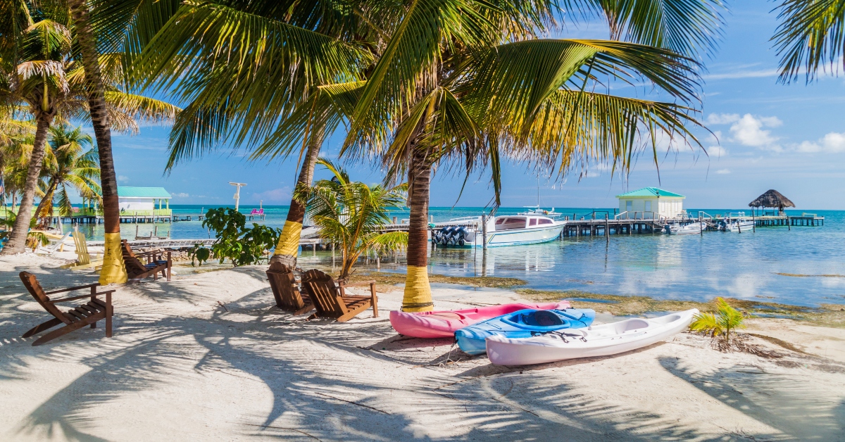 11 Beautiful Countries Ideal for Retirees Who Want to Escape High Taxes